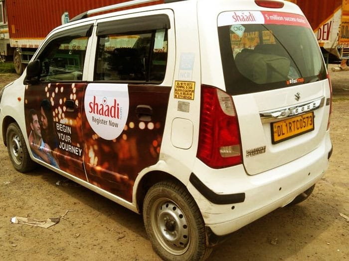 Cab Branding in Delhi - Acme Advertiser Co.